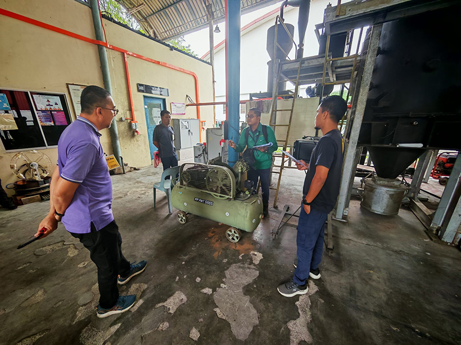 PEMERIKSAAN SIJIL KELAYAKAN KOMPERESOR DAN AUTOKLAF OLEH JKKP DI PPK ...